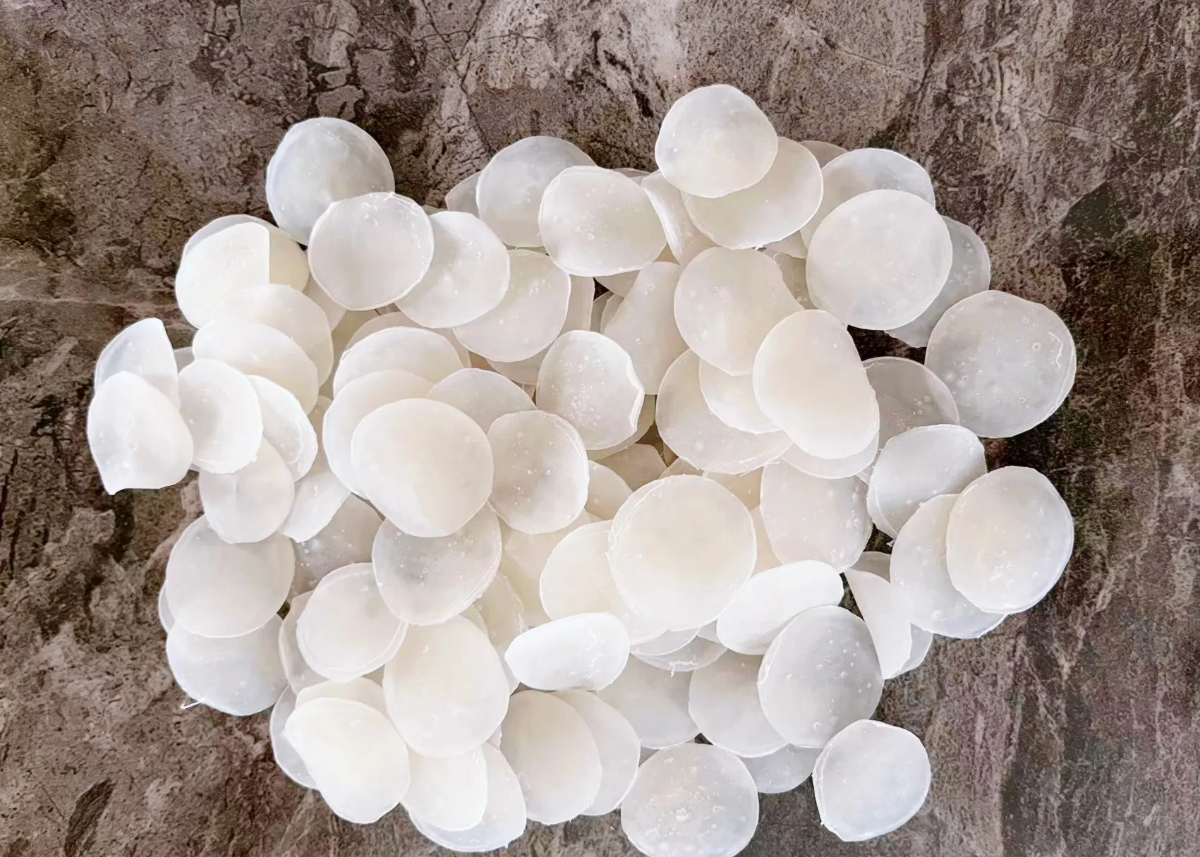 Chlorosulfonated Polyethylene | Plastics and Rubber Product