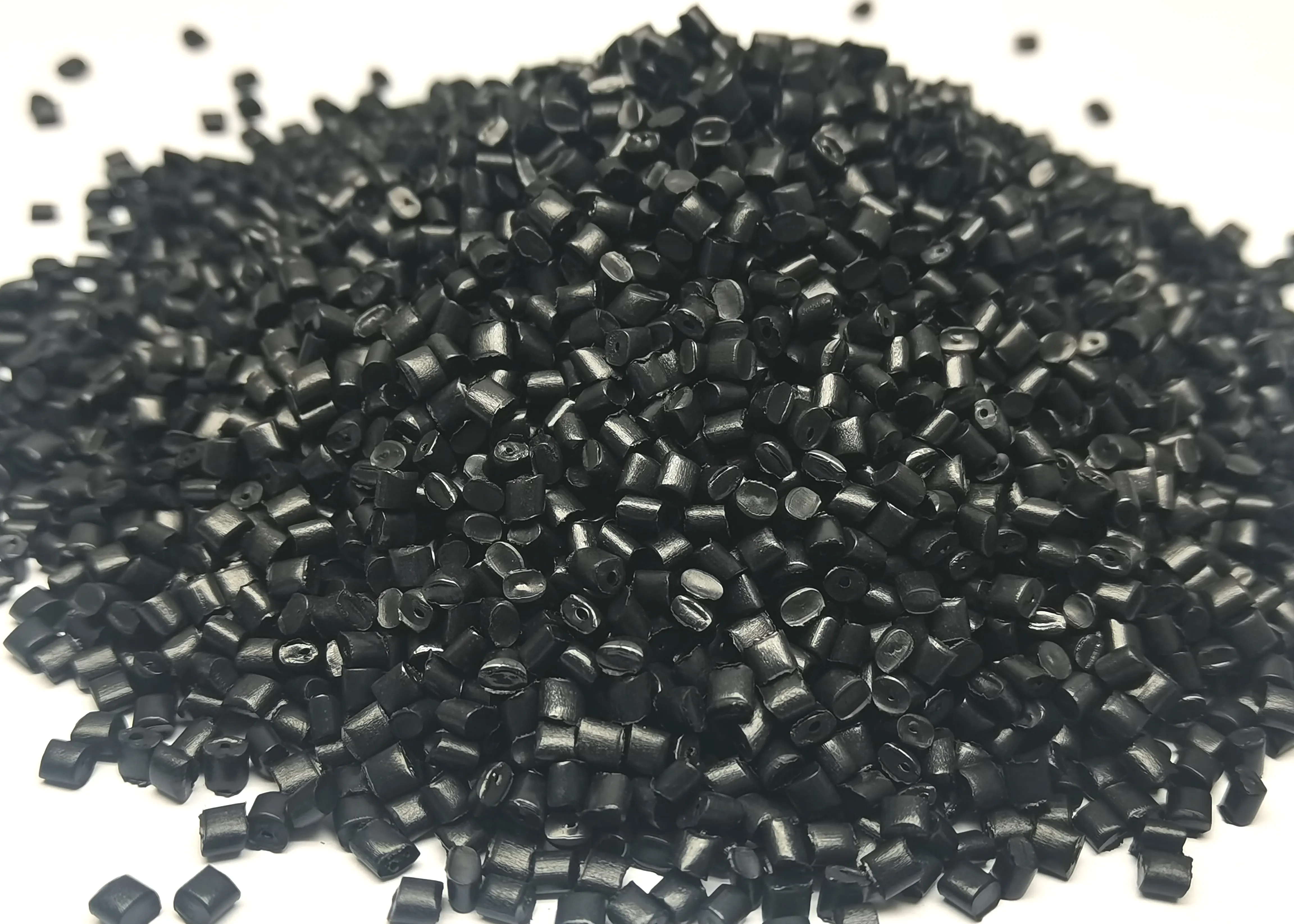 Medium density PE sheath material | Plastics and Rubber Product