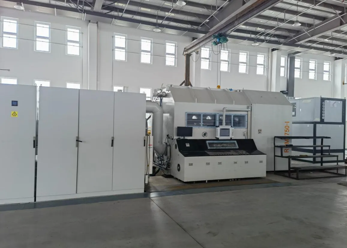 Aluminum&ZnS Vacuum Metallizer Machine | Plastics and Rubber Product