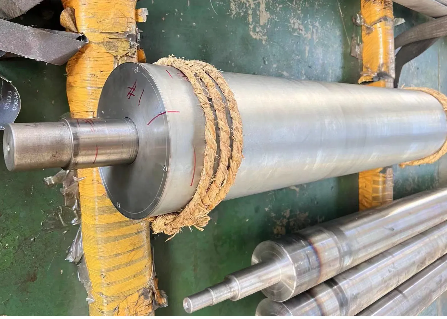 Stainless steel covered carbon fiber roll | One-click to Connect with ...