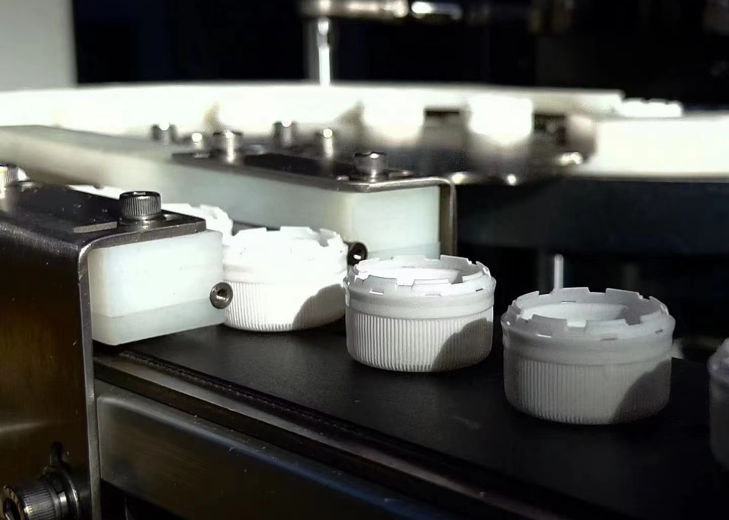 CCM - JP48E | One-click to Connect with Plastics and Rubber Products