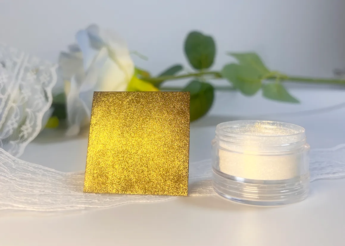 pearlescent pigment | Plastics and Rubber Product