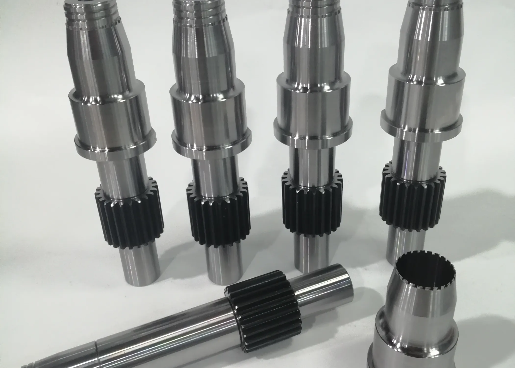 S136 Plastic Mould Components Unscrewing Mold Core For Plastic Screw ...