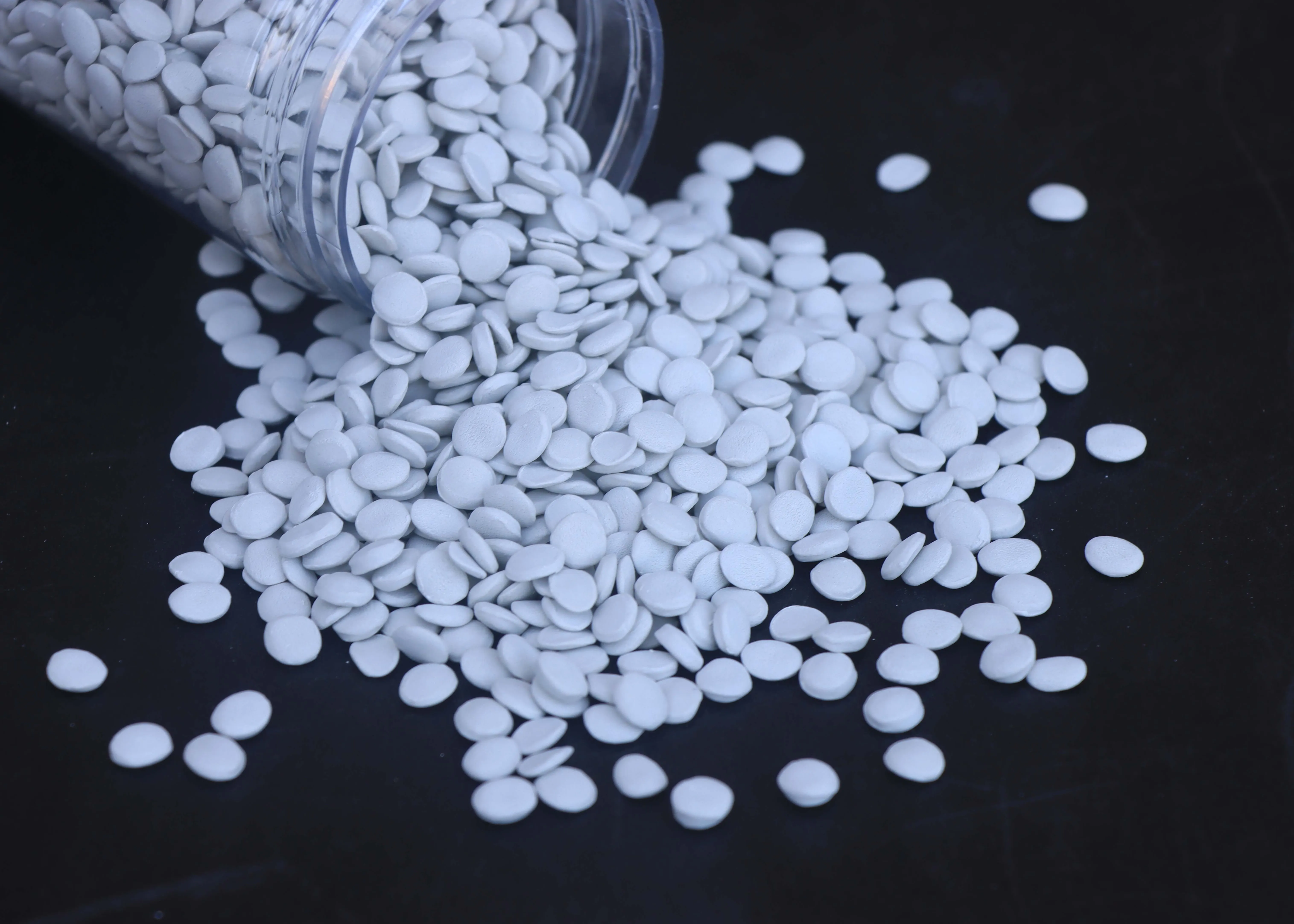 Soft bag defoaming masterbatch | Plastics and Rubber Product
