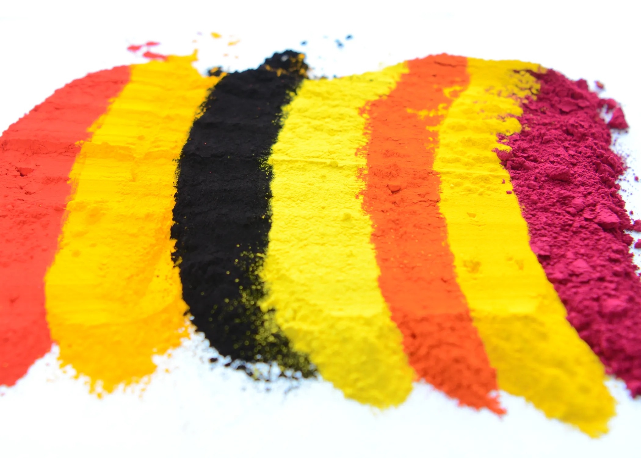 ORGANIC PIGMENT FOR PLASTIC | Plastics and Rubber Product