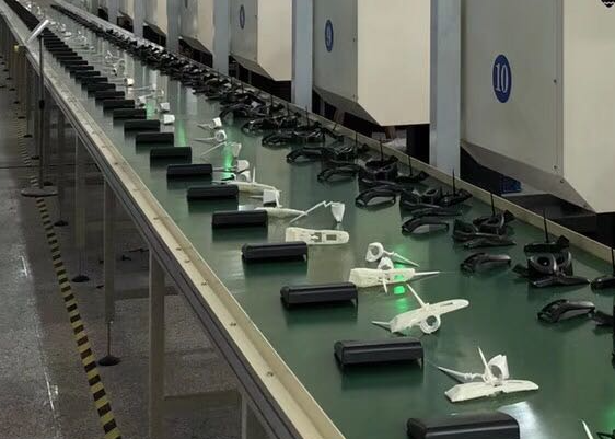 Plastic injection robot arm conveyor belt | One-click to Connect with ...