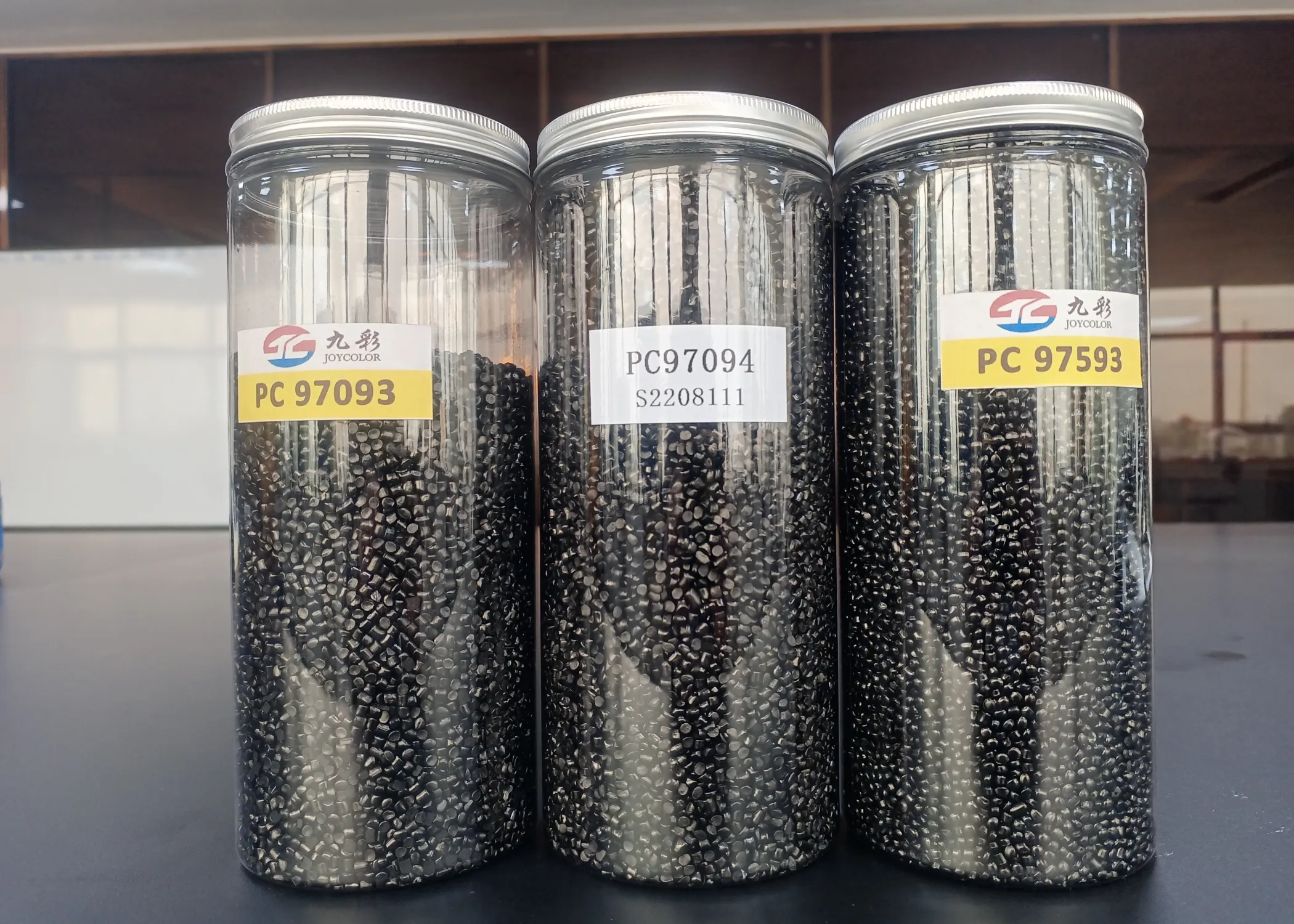 PC Carrier Black Masterbatch | Plastics and Rubber Product