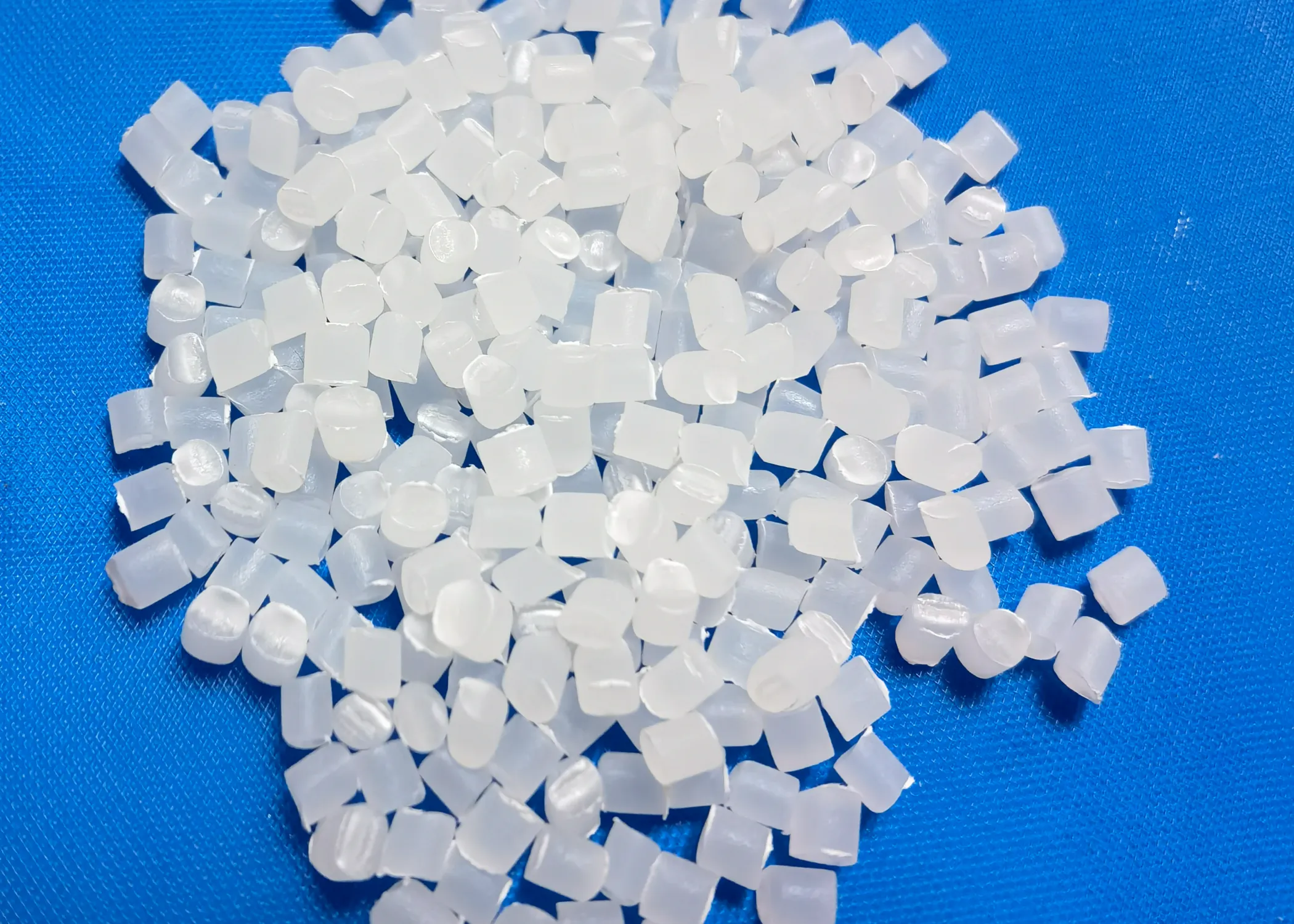 Anti-aging masterbatch | Plastics and Rubber Product