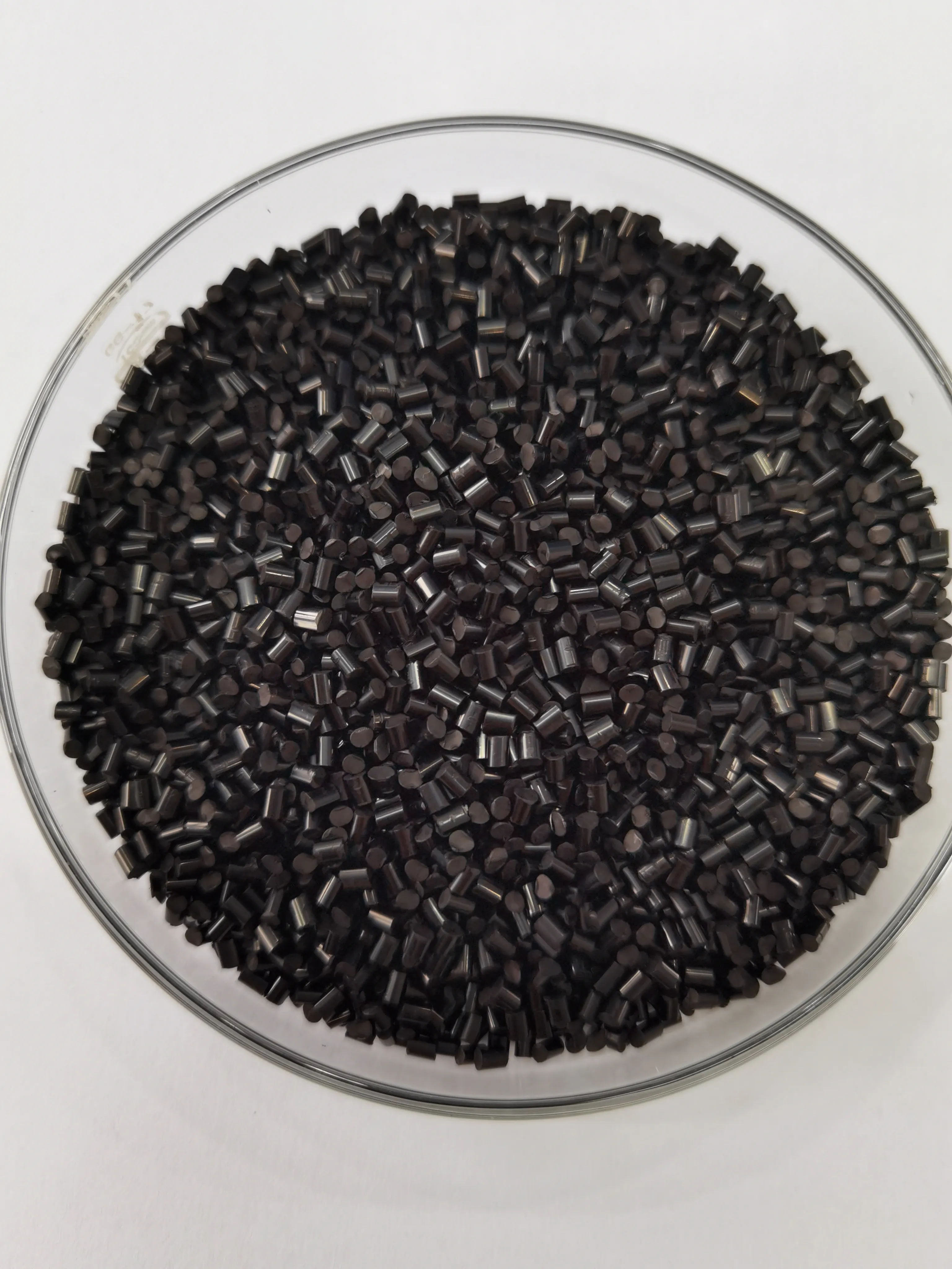 Black Masterbatch LYMB3364 | Plastics and Rubber Product