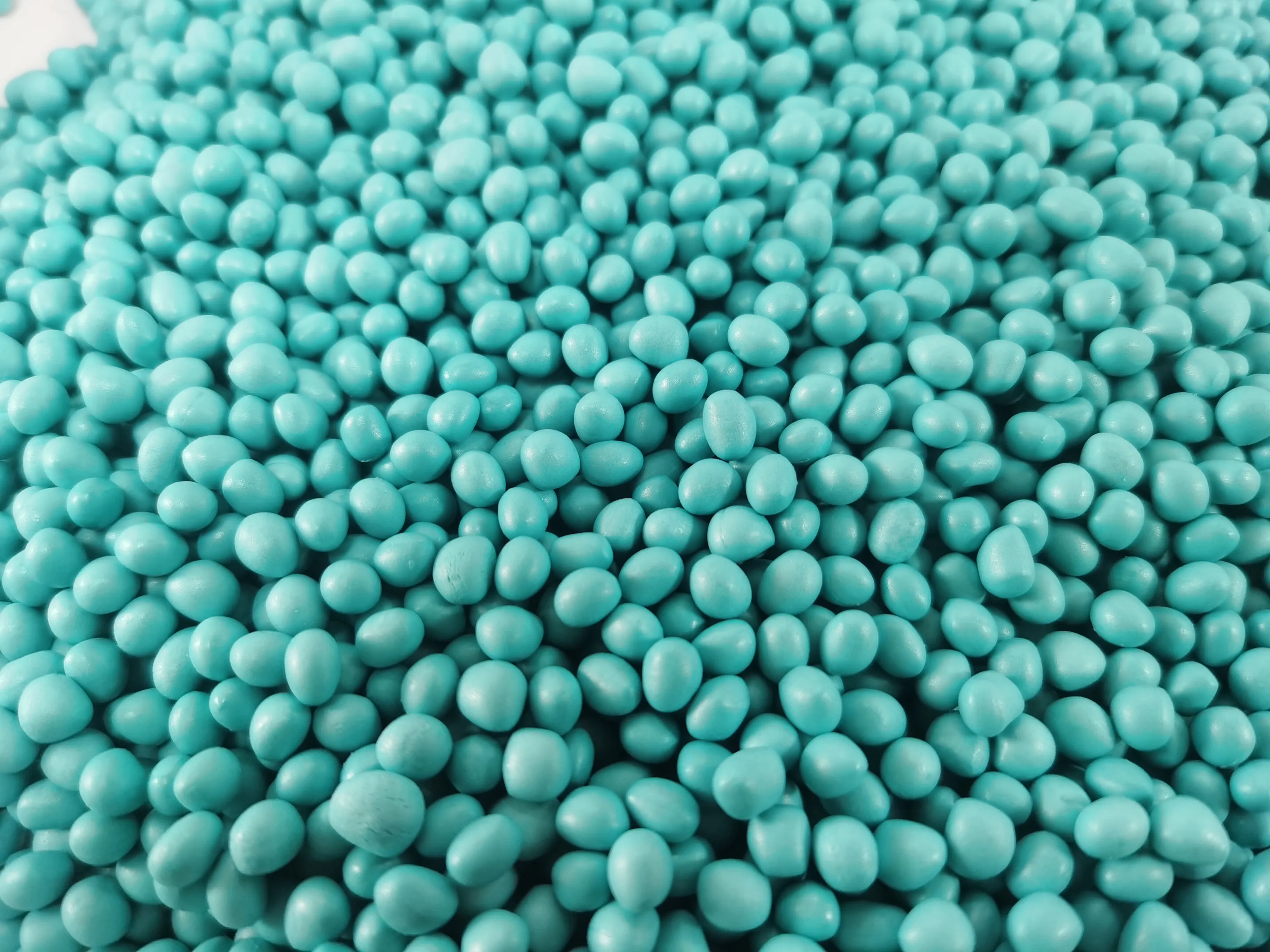 Expanded Aliphatic Polyurethane Beads (E-TPX) | Plastics and Rubber Product