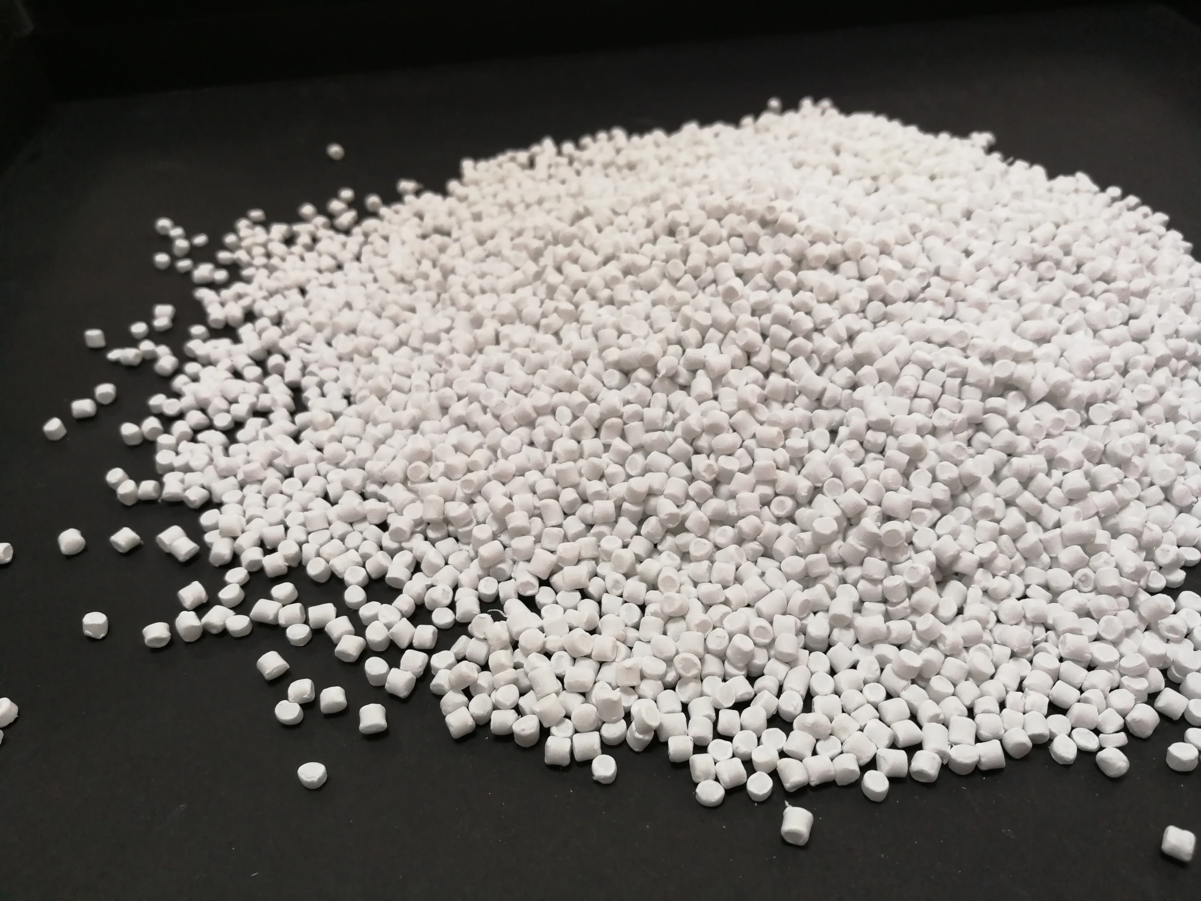 FILLING MASTERBATCH | Plastics and Rubber Product