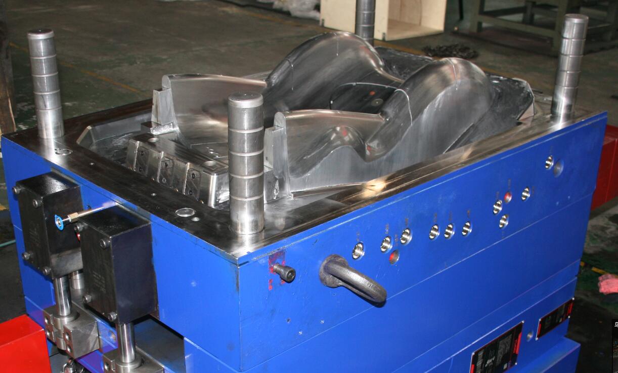 Plastic Injection Slider Mold | One-click to Connect with Plastics and ...