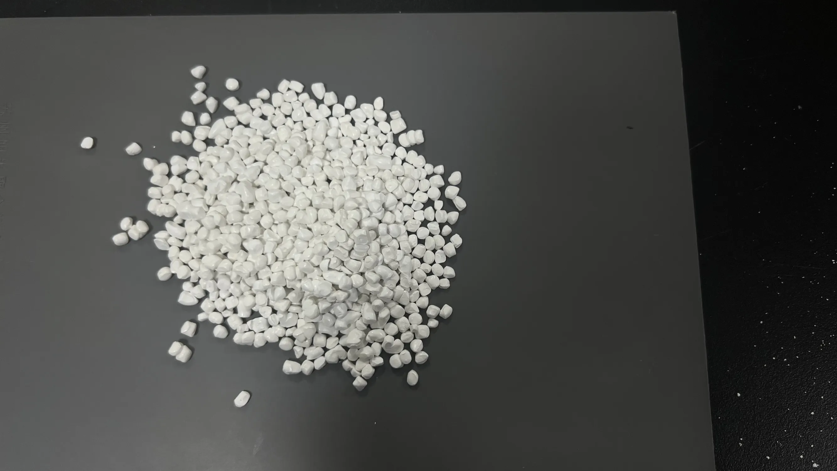 Additive free antimony trioxide masterbatch | Plastics and Rubber Product