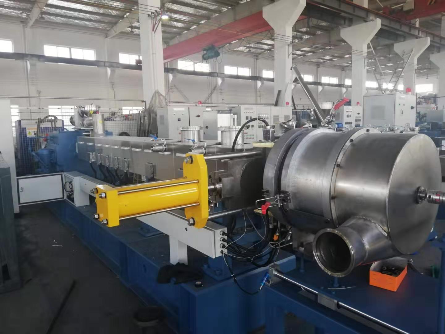 Tri-screw extruder | One-click to Connect with Plastics and Rubber Products