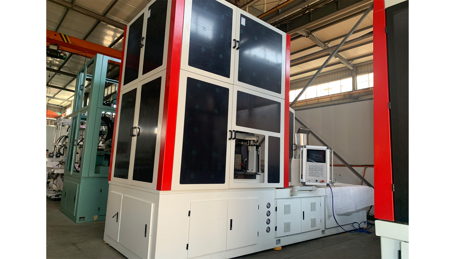 one step PET bottle injection stretch blow molding machine | Plastics ...