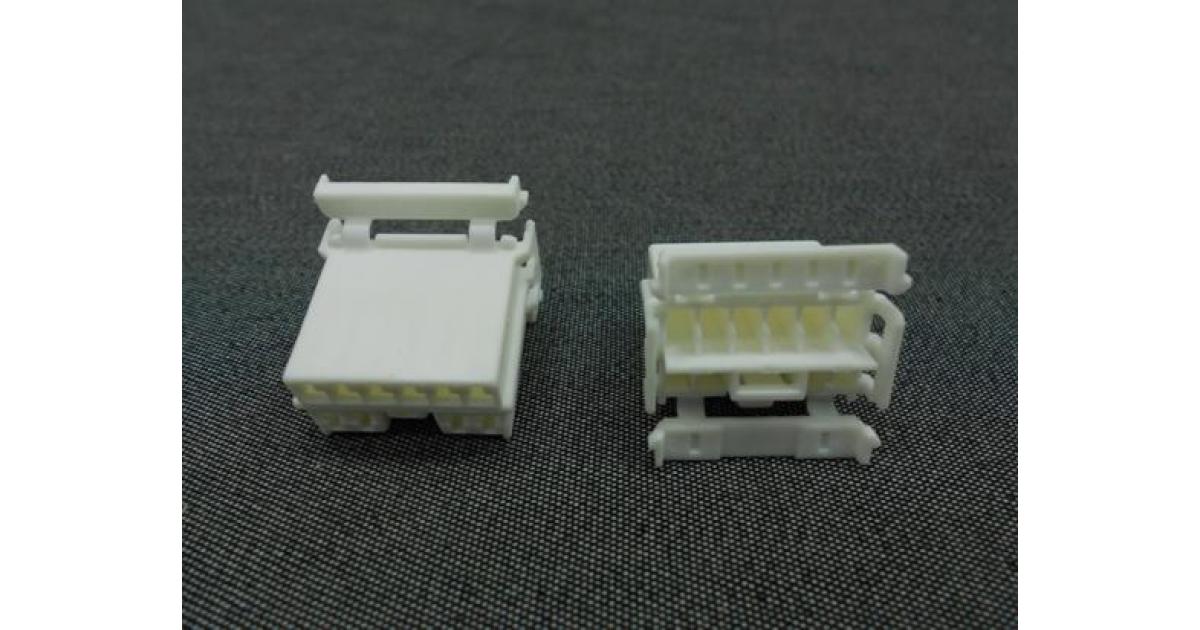 Electronic connector | Plastics and Rubber Produc