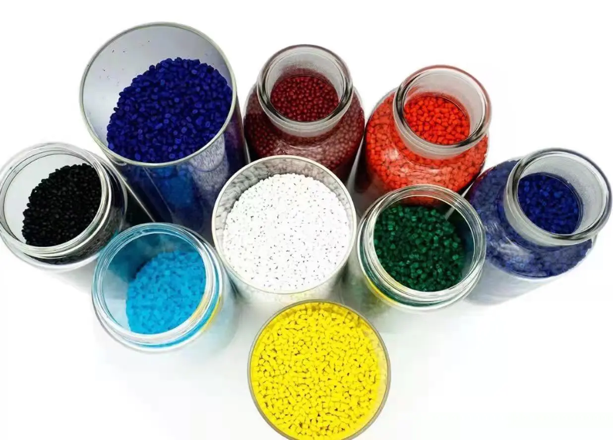 Colored masterbatch | Plastics and Rubber Product