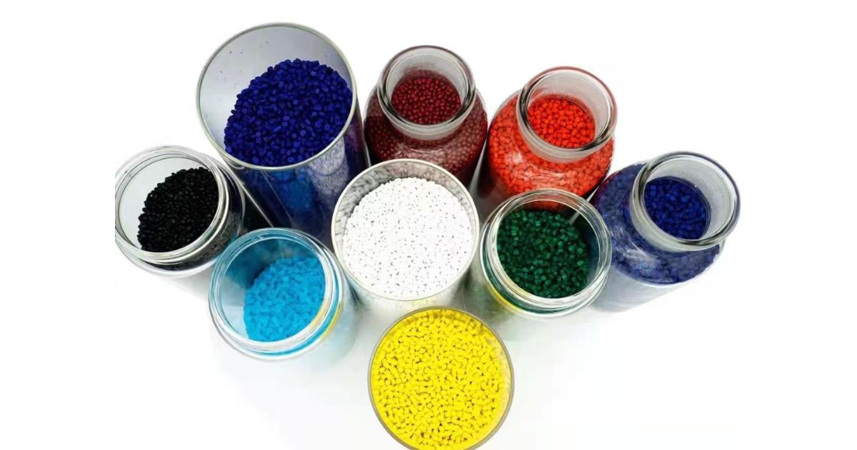 Colored masterbatch | Plastics and Rubber Product