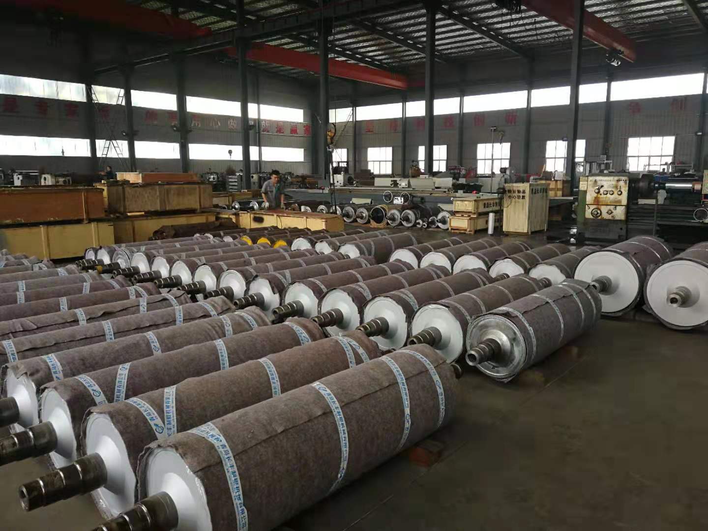 Roller | One-click to Connect with Plastics and Rubber Products